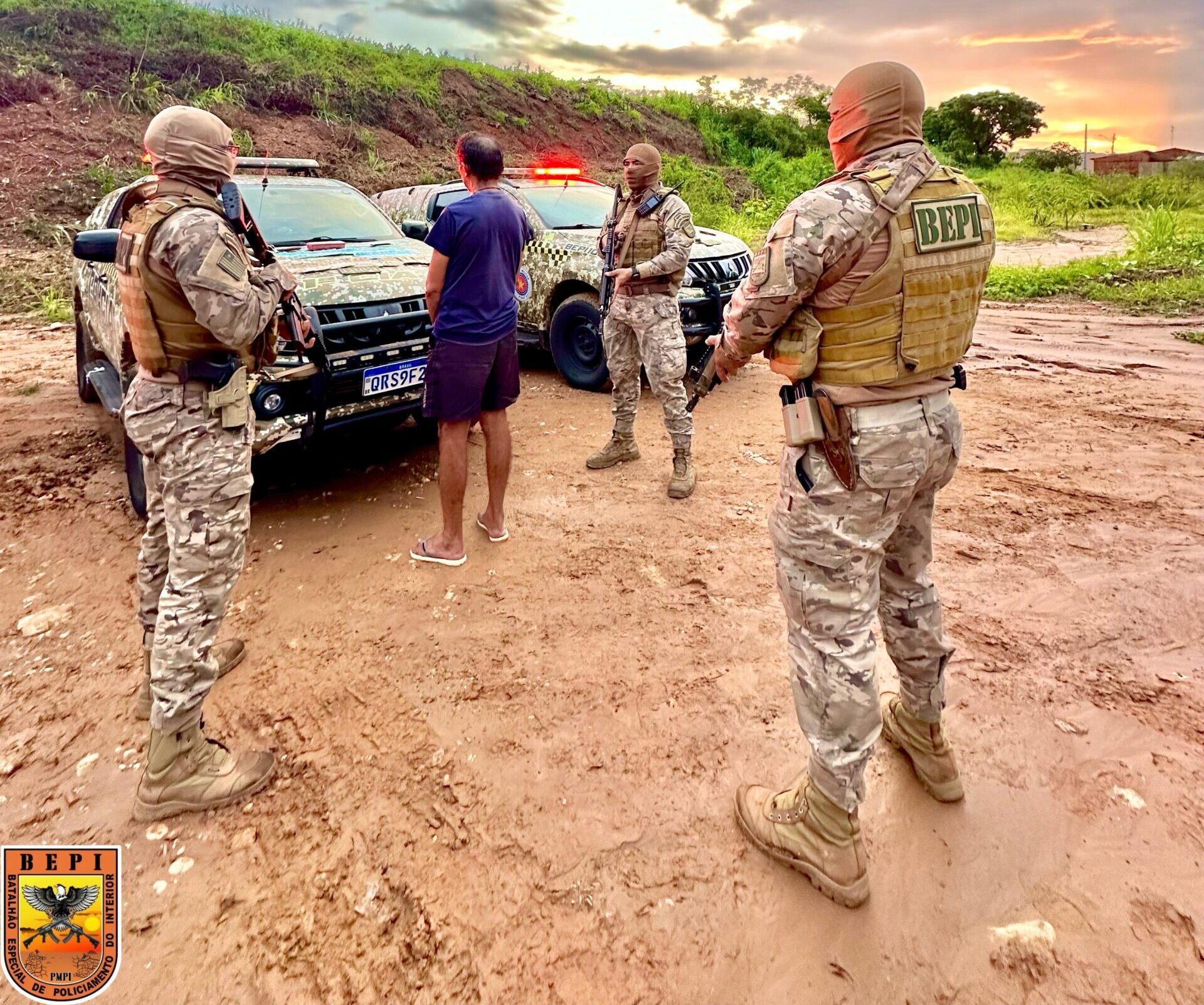 Polícia Militar prende homem de 59 anos por Tráfico de Drogas no Morro ...